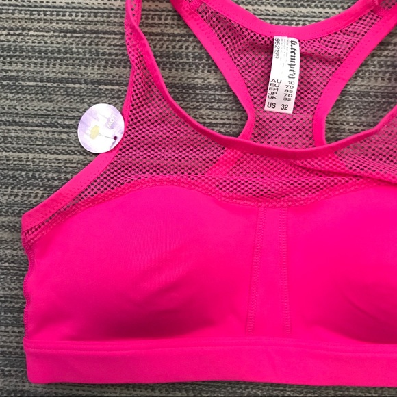 b' tempt | Tops | B Temptd Wacoal32racerback Sports Bra 95299 | Poshmark